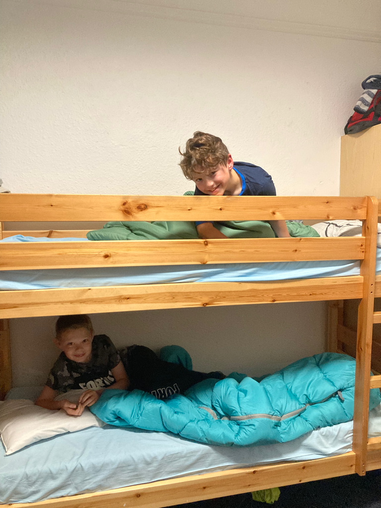 52438408-74BC-4A1D-88A3-694FB7E412DA | Strike Lane Primary School